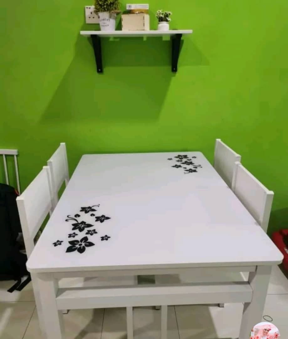 Set meja makan kaca corak bunga 4 kerusi, Furniture & Home Living ...