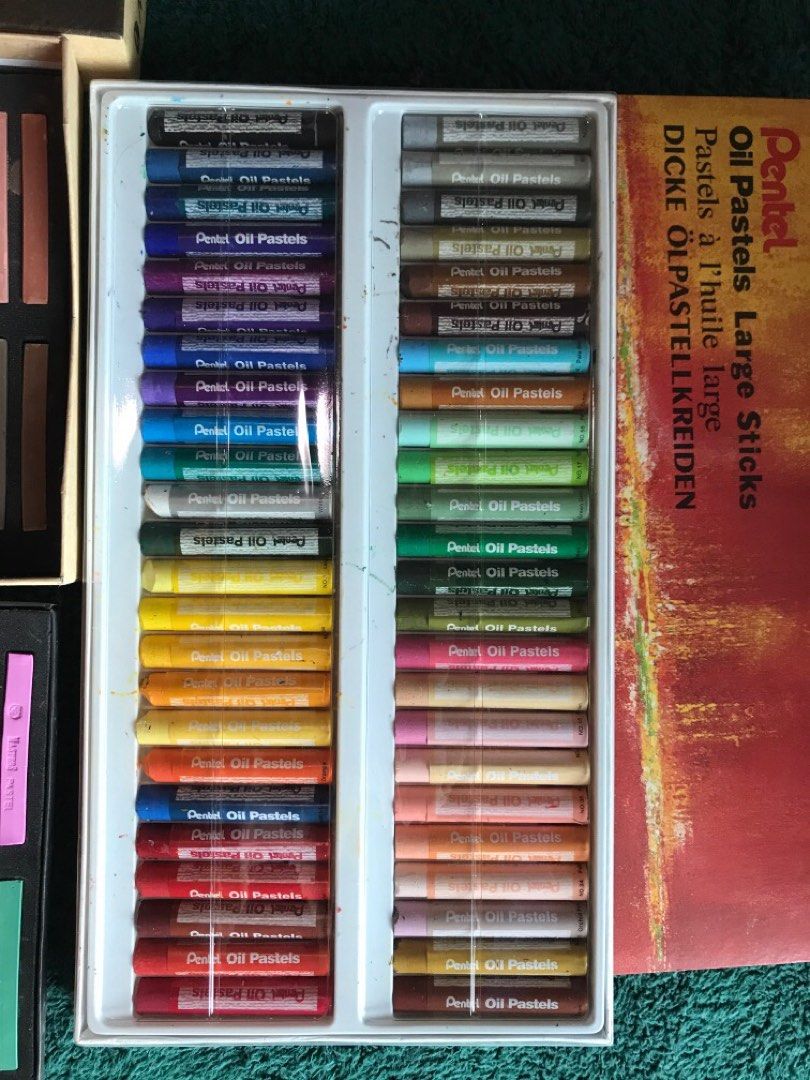 oil pastels, soft pastels and acrylic colours, Hobbies & Toys ...