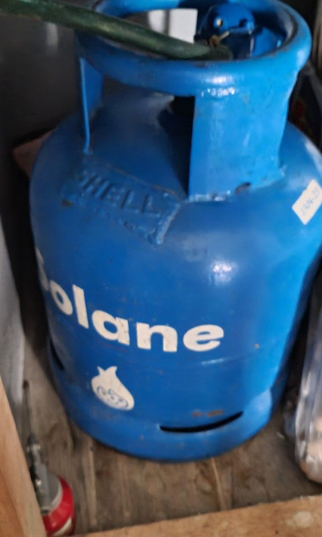 solane gas tank - full, Furniture & Home Living, Bathroom & Kitchen ...