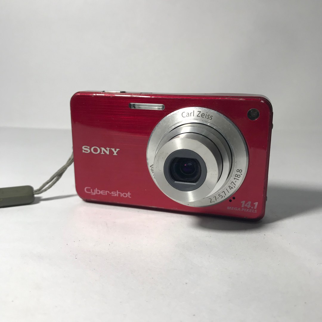 SONY CYBERSHOT DIGICAM, Photography, Cameras on Carousell