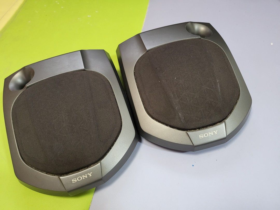 Sony SS-SR909 surround speaker, 音響器材, Soundbar、揚聲器、藍牙喇叭、耳擴 - Carousell
