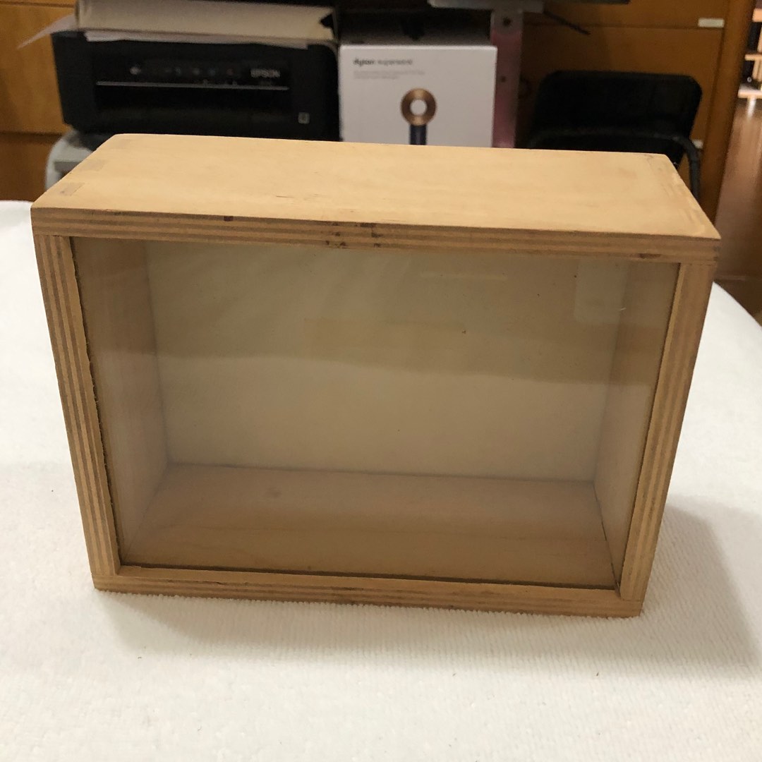 Special Offer {Display/Ornament - Glass Panel Box} Like New Wall ...