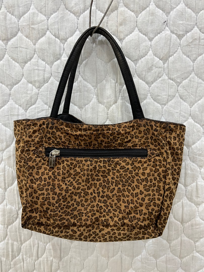 Sss. BOTTEGA VENETA, Women's Fashion, Bags & Wallets, Tote Bags on ...