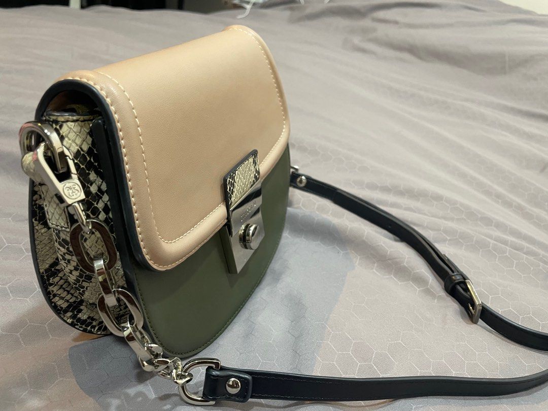 Staccato, Women's Fashion, Bags & Wallets, Cross-body Bags on Carousell