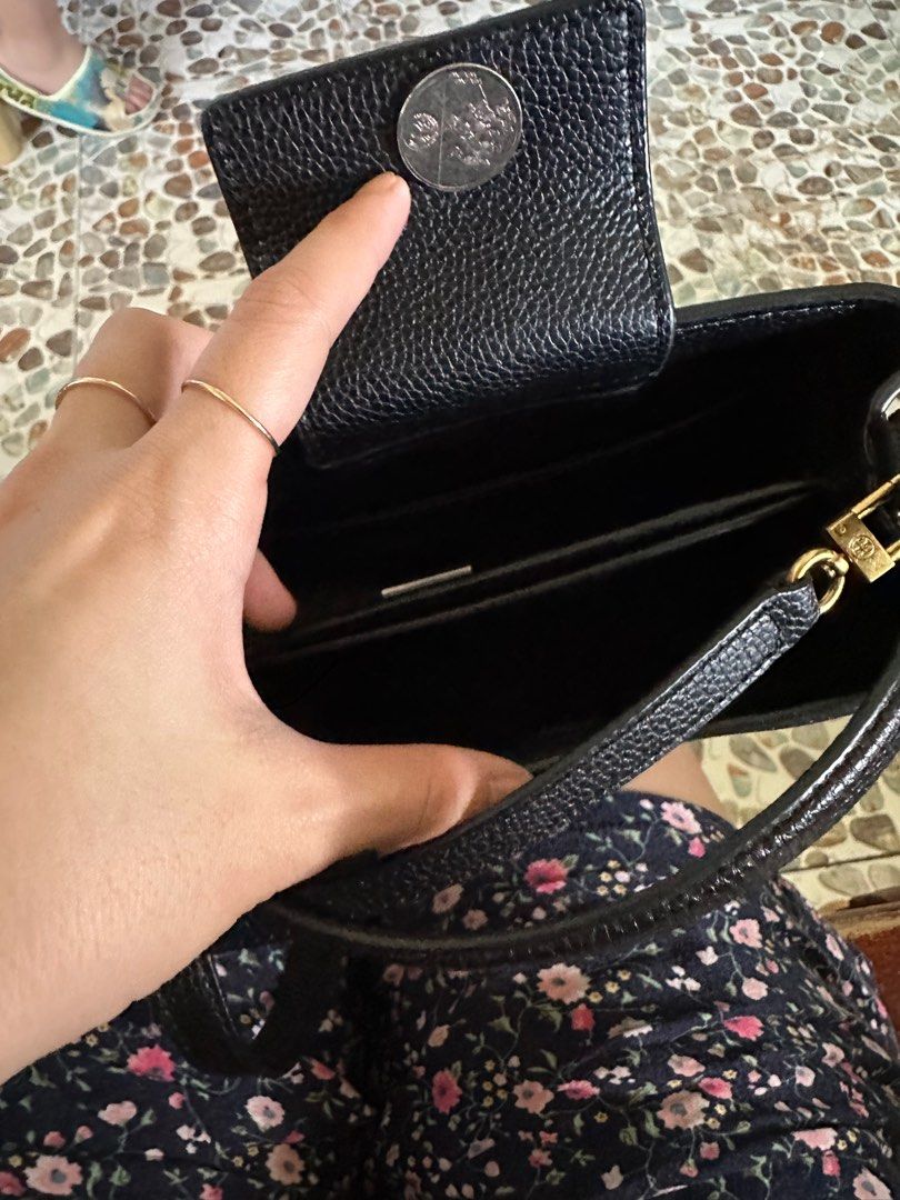 Tory Burch Britten Micro, Women's Fashion, Bags & Wallets, Cross-body ...