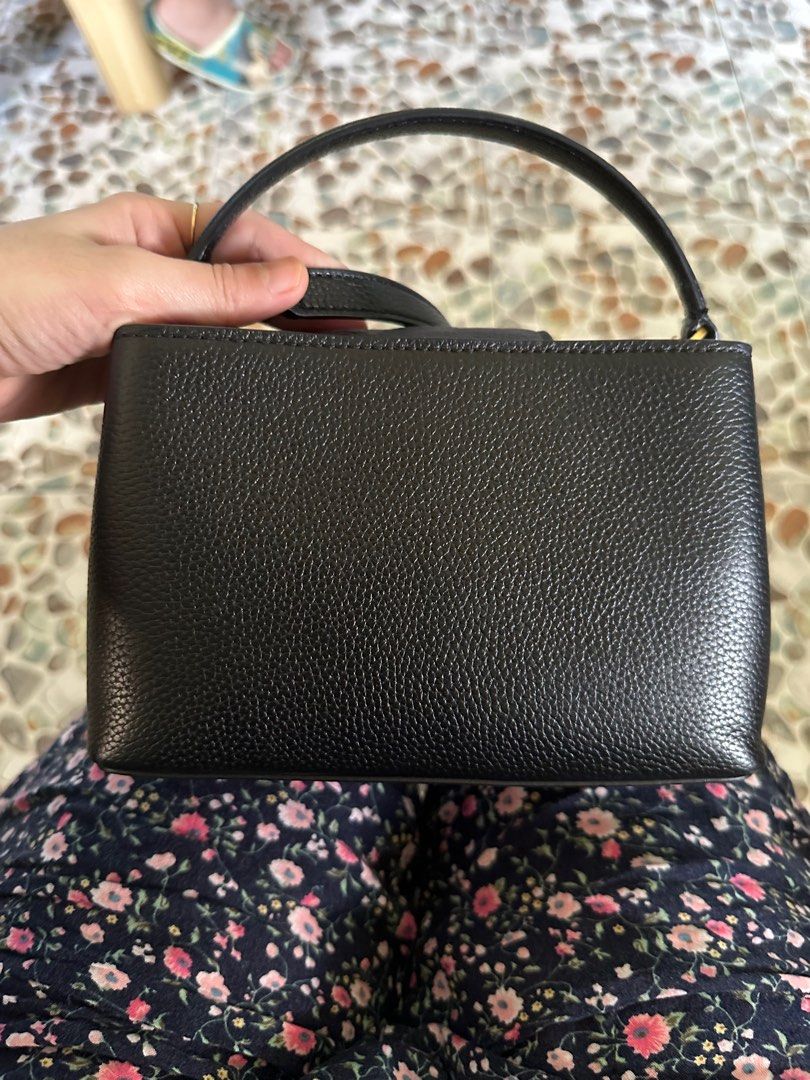 Tory Burch Britten Micro, Women's Fashion, Bags & Wallets, Cross-body ...