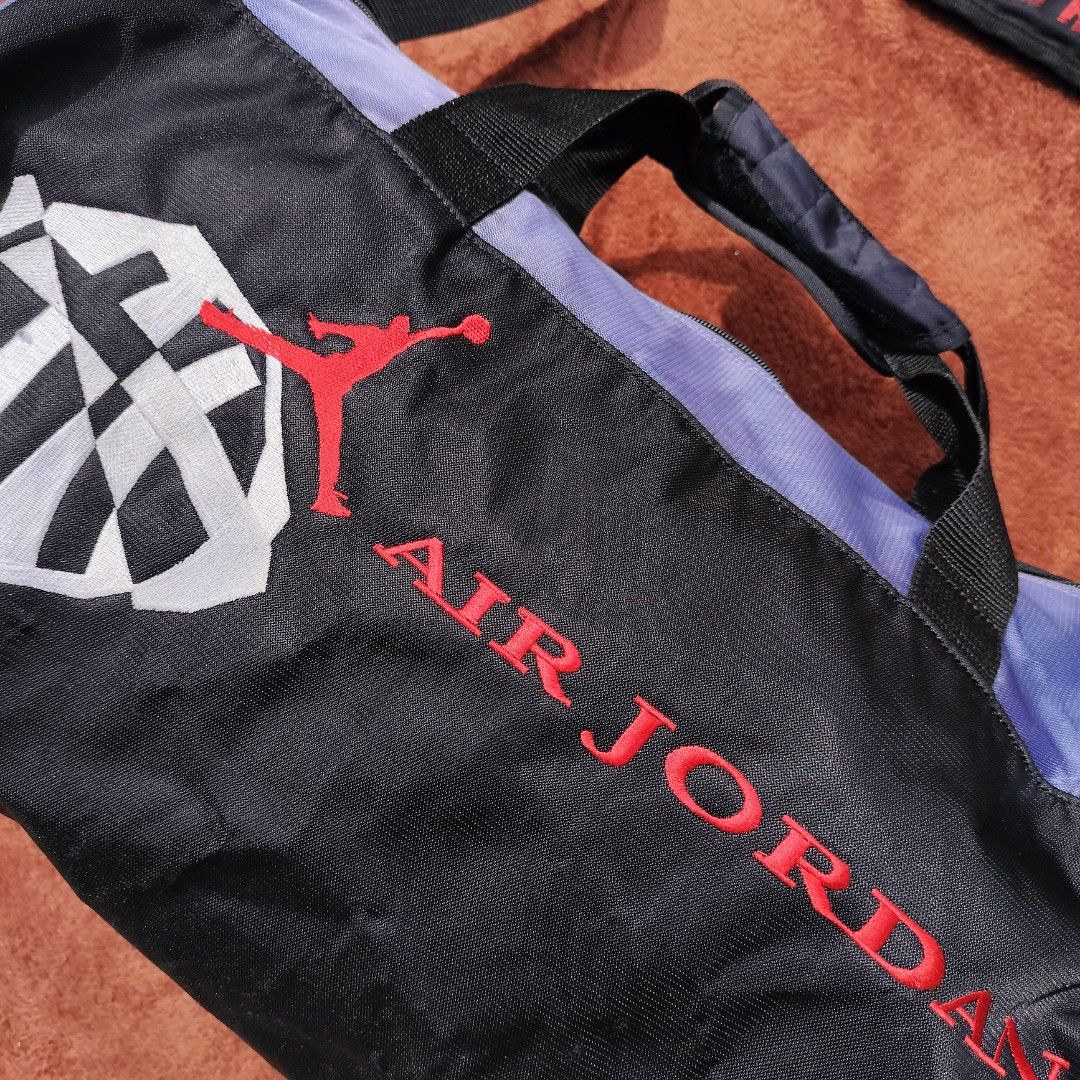 Vintage Nike Air Jordan Duffle Bag (Dated 1994), Men's Fashion, Bags ...