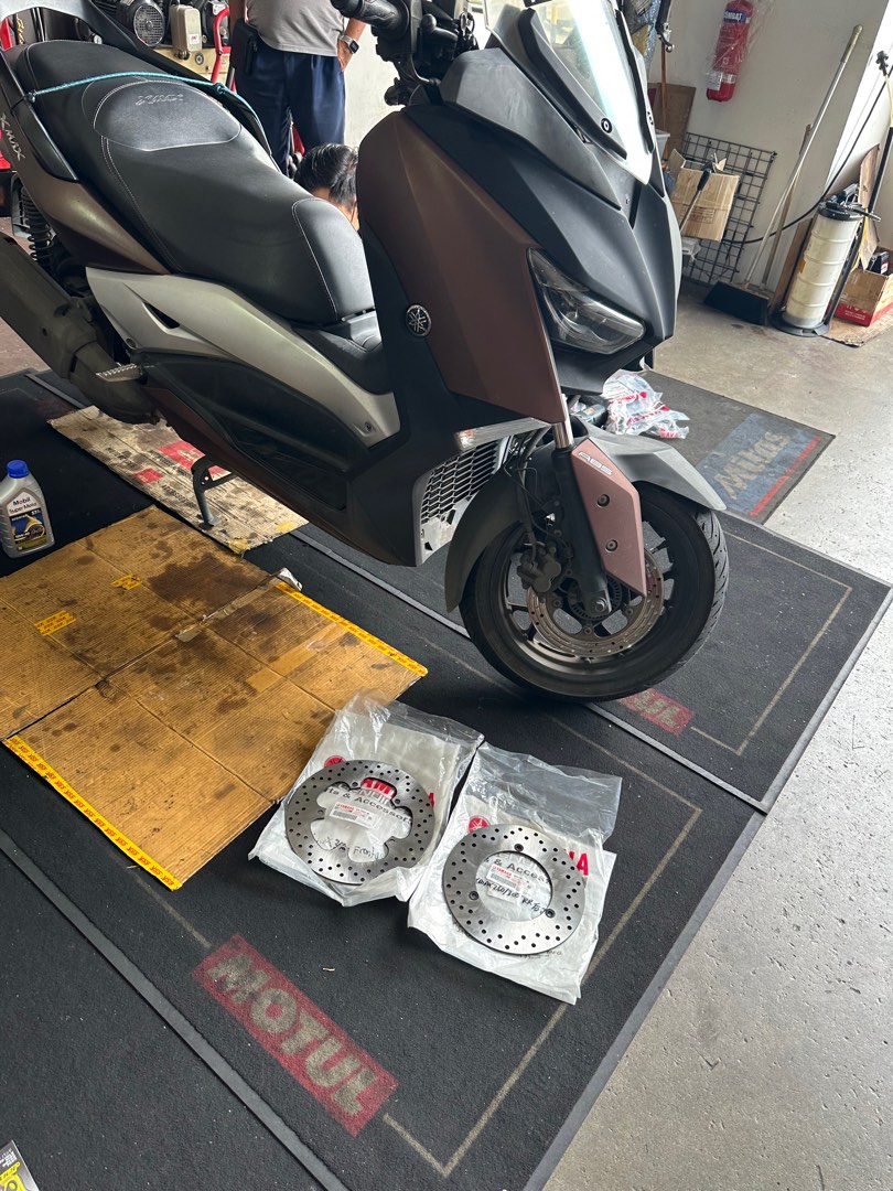 XMAX 250/300 YAMAHA ORIGINAL DISC BRAKE PLATE, Motorcycles, Motorcycle ...