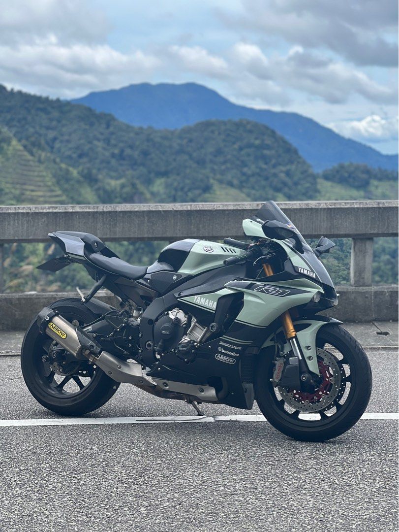 Yamaha R1 2017, Motorcycles, Motorcycles for Sale, Class 2 on Carousell