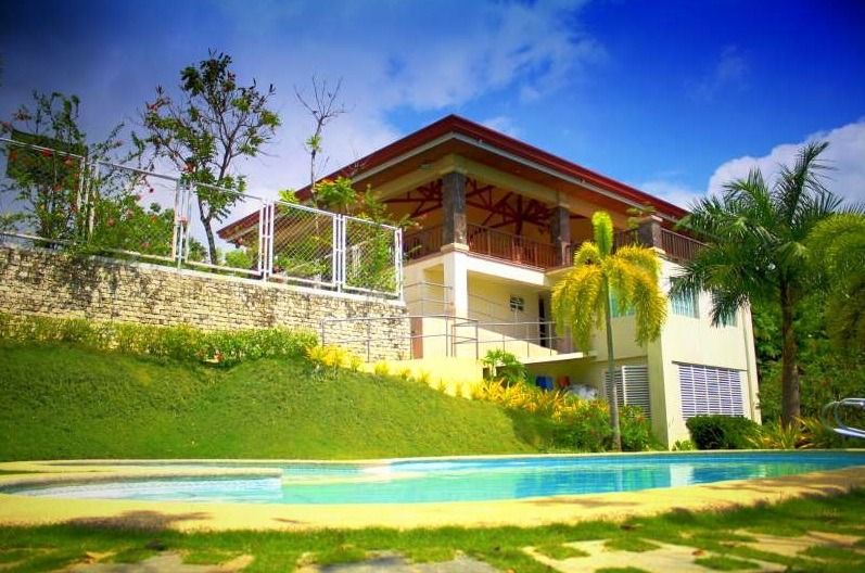 152 sqm flat lot for sale at Molave Highlands with great high end ...