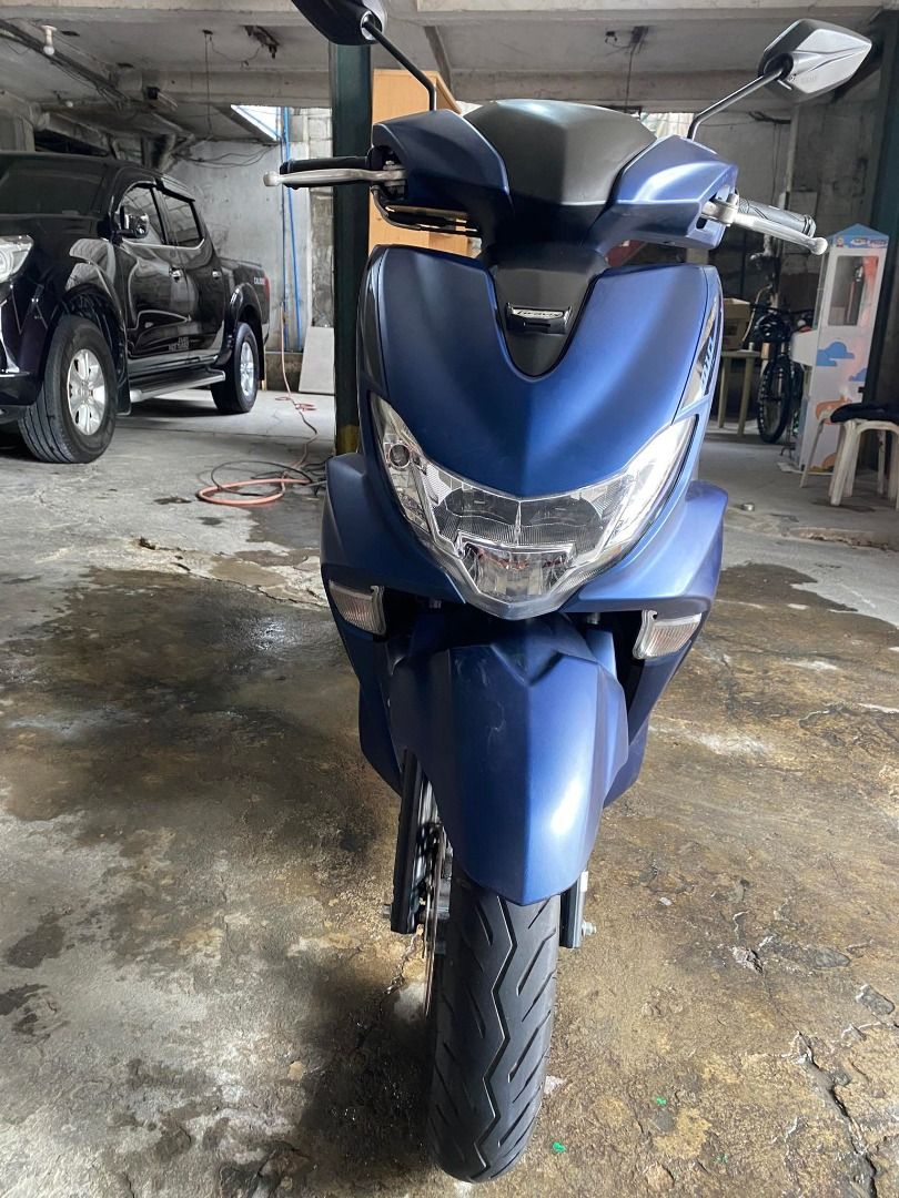2021 Yamaha Gravis Blue, Motorbikes, Motorbikes for Sale on Carousell