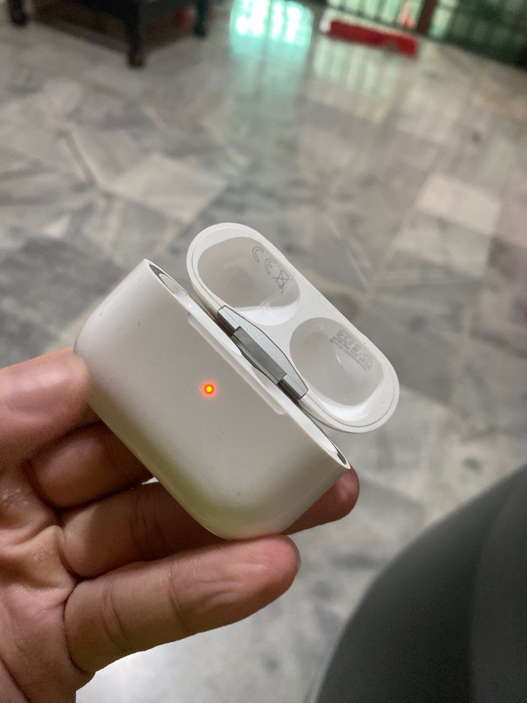 apple air pod gen 1 casing, Audio, Earphones on Carousell