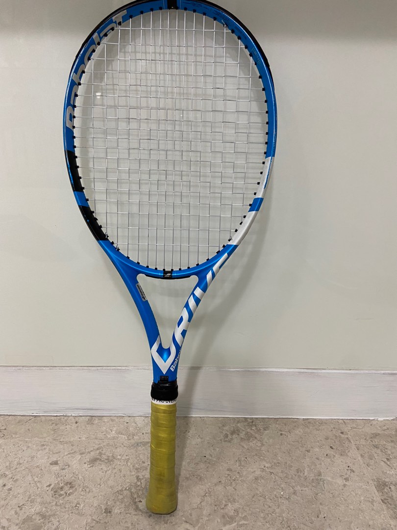Babolat Pure Drive 26 inch Junior (graphite), Sports Equipment, Sports ...