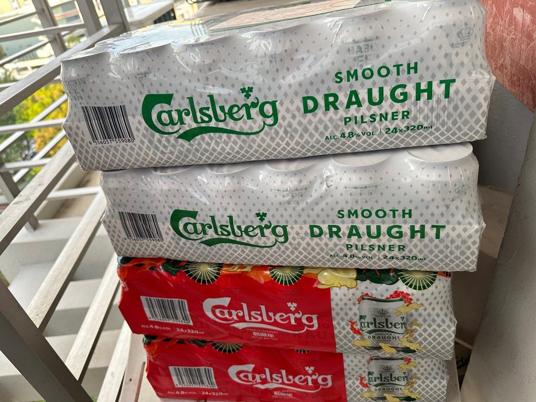 1 x Carlsberg Beer and 2 x Smooth Draught Carton, Food & Drinks ...