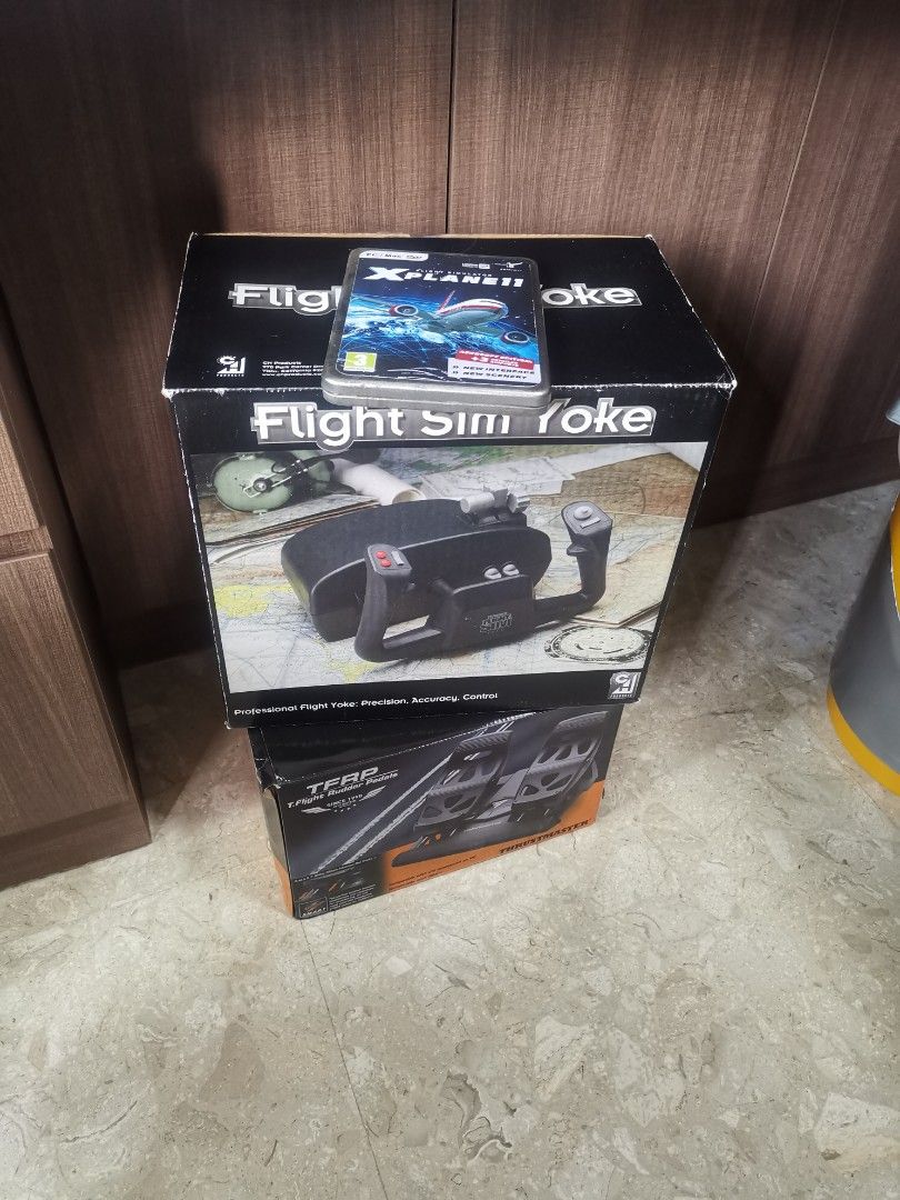 CH Yoke TFRP Thrustmaster Rudder pedal + Xplane 11, Hobbies & Toys ...