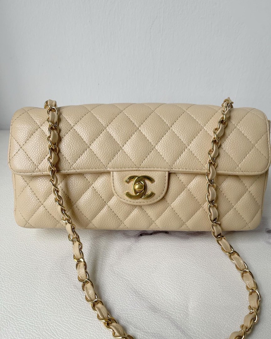 Chanel Classic Classic Vintage Clutch East-west in Beige Color, Luxury ...