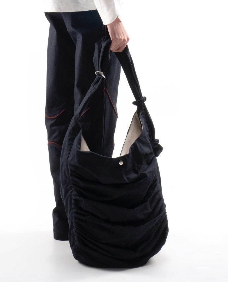 Construction Layers Black Ruched Crossbody Bag, Men's Fashion, Bags ...