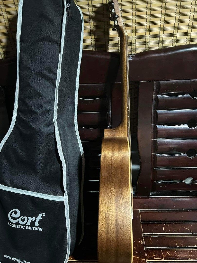 Cort Earth Mini (Acoustic Guitar), Hobbies & Toys, Music & Media ...