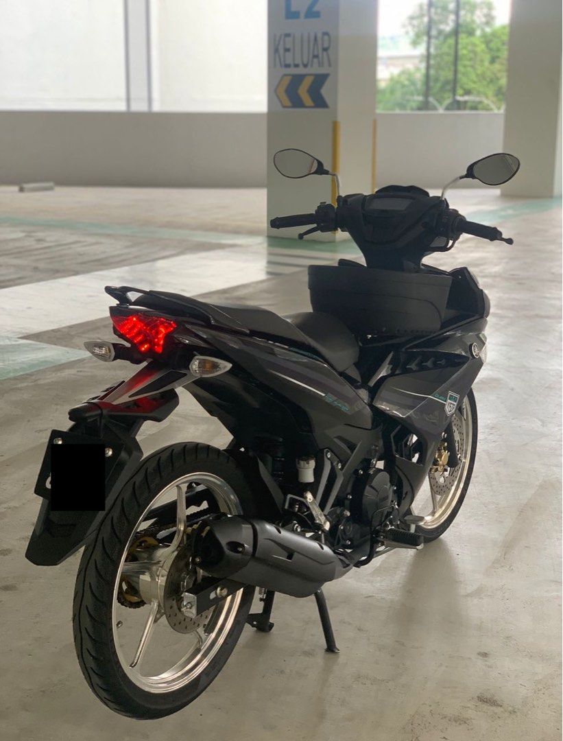 COVERSET Y15ZR V2 2023 (BLACK PURPLE), Motorbikes on Carousell