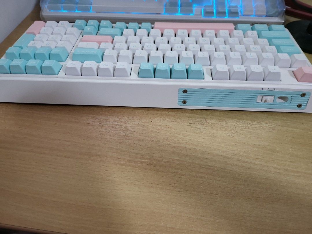 Custom Build Keyboard 98 Keys CMK98 3 modes Wireless, Computers & Tech ...