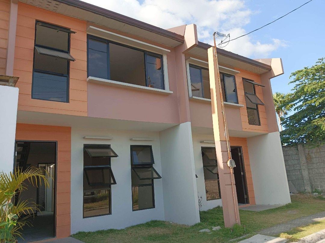Deca Homes Meycauayan, Property, For Sale, Townhouse on Carousell