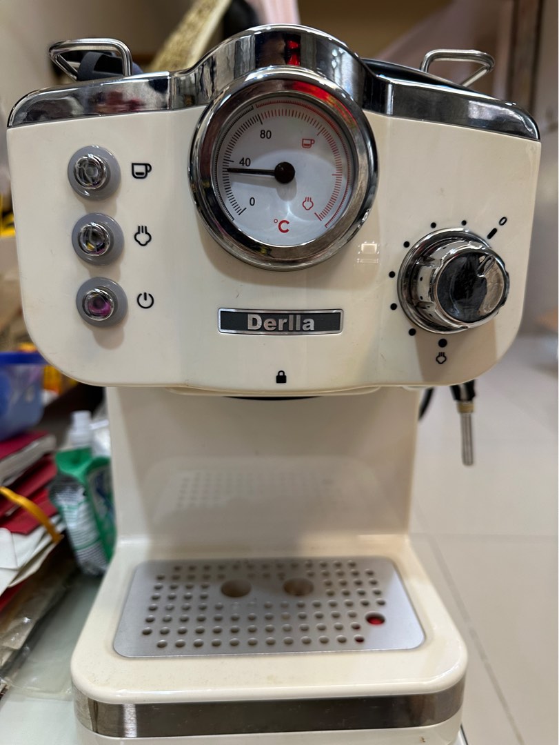 Derlla espresso machine, TV & Home Appliances, Kitchen Appliances ...