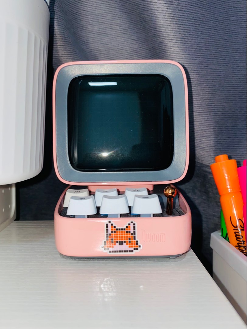 Divoom Ditoo Plus Speaker, Audio, Soundbars, Speakers & Amplifiers on ...