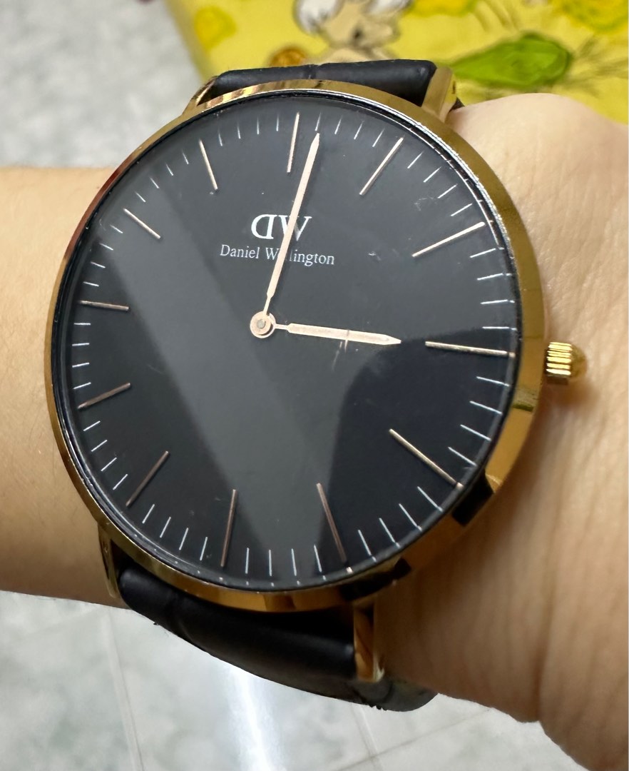 Original DW Daniel Wellington Gold Black watch, Men's Fashion, Watches ...