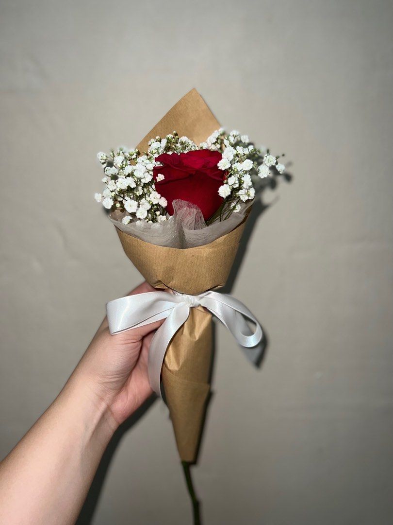 (FRESH FLOWERS) One Rose bouquet, Hobbies & Toys, Stationery & Craft ...