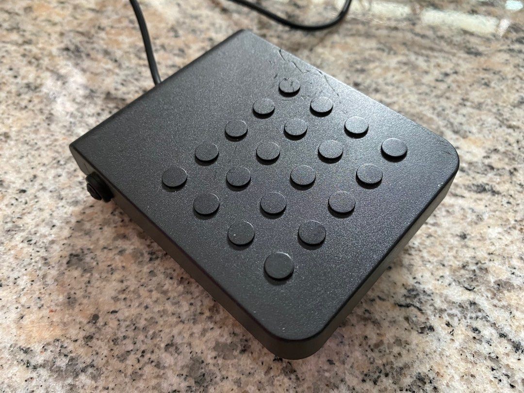 Full size semi weighted 88 key foldable keyboard (plug in no battery ...