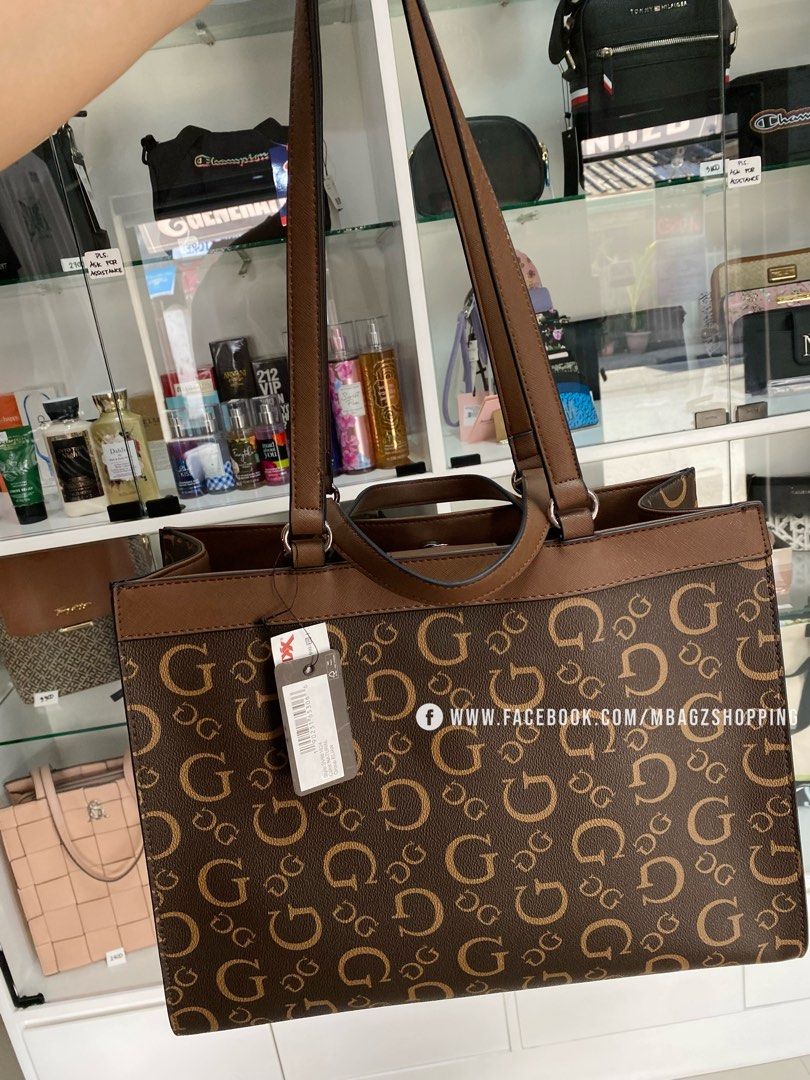 Guess Tote Bag, Women's Fashion, Bags & Wallets, Tote Bags on Carousell