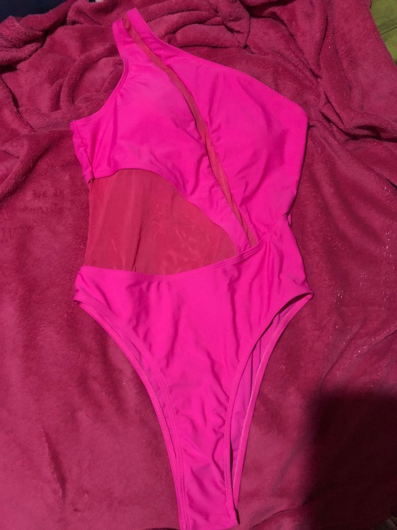 Hot pink swimsuit, Women's Fashion, Swimwear, Bikinis & Swimsuits on ...