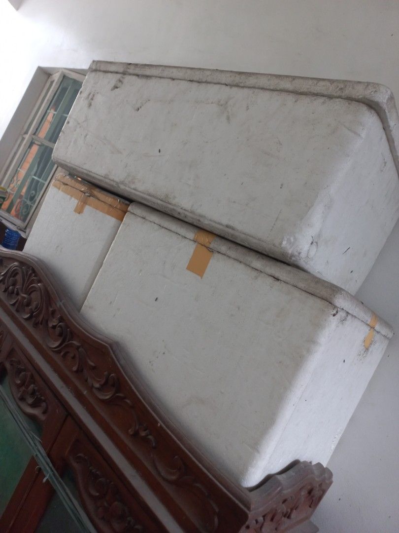 Ice Box - Styro (Take all), Furniture & Home Living, Kitchenware ...