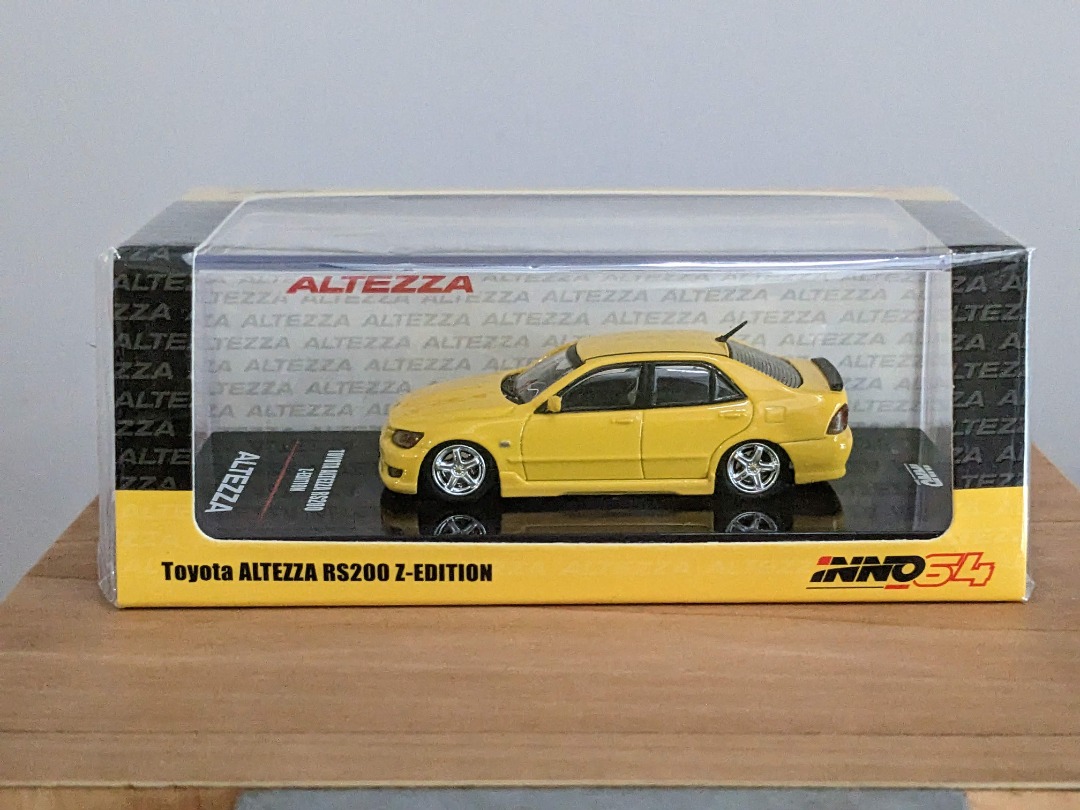 Inno64 Toyota Altezza RS200 1/64 Z Edition Yellow, Hobbies & Toys, Toys ...