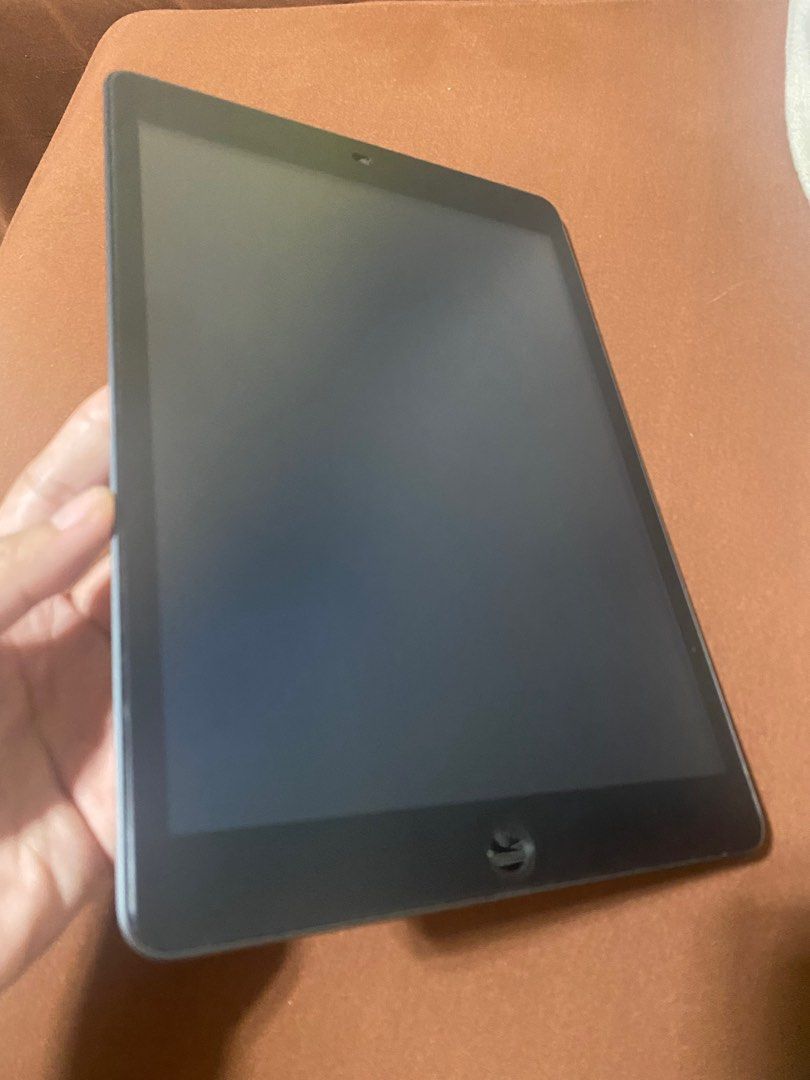 Ipad 9th gen Space Gray, Mobile Phones & Gadgets, Tablets, iPad on ...