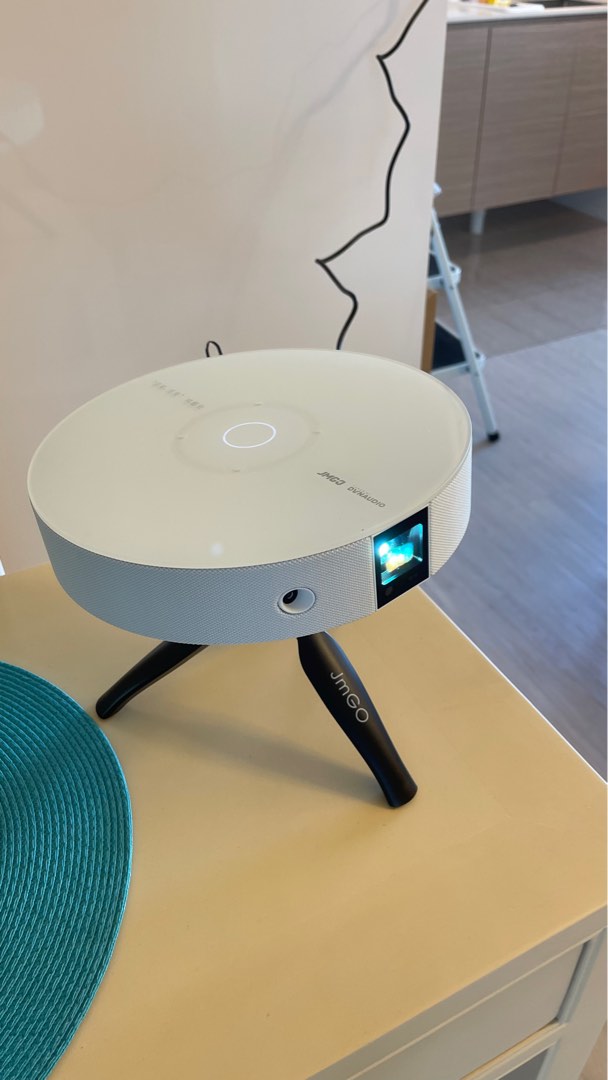 JmGo G9 portable projector, TV & Home Appliances, TV & Entertainment ...