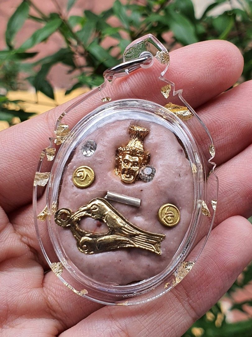 Lersi Locket Thai Amulet, Hobbies & Toys, Memorabilia & Collectibles ...