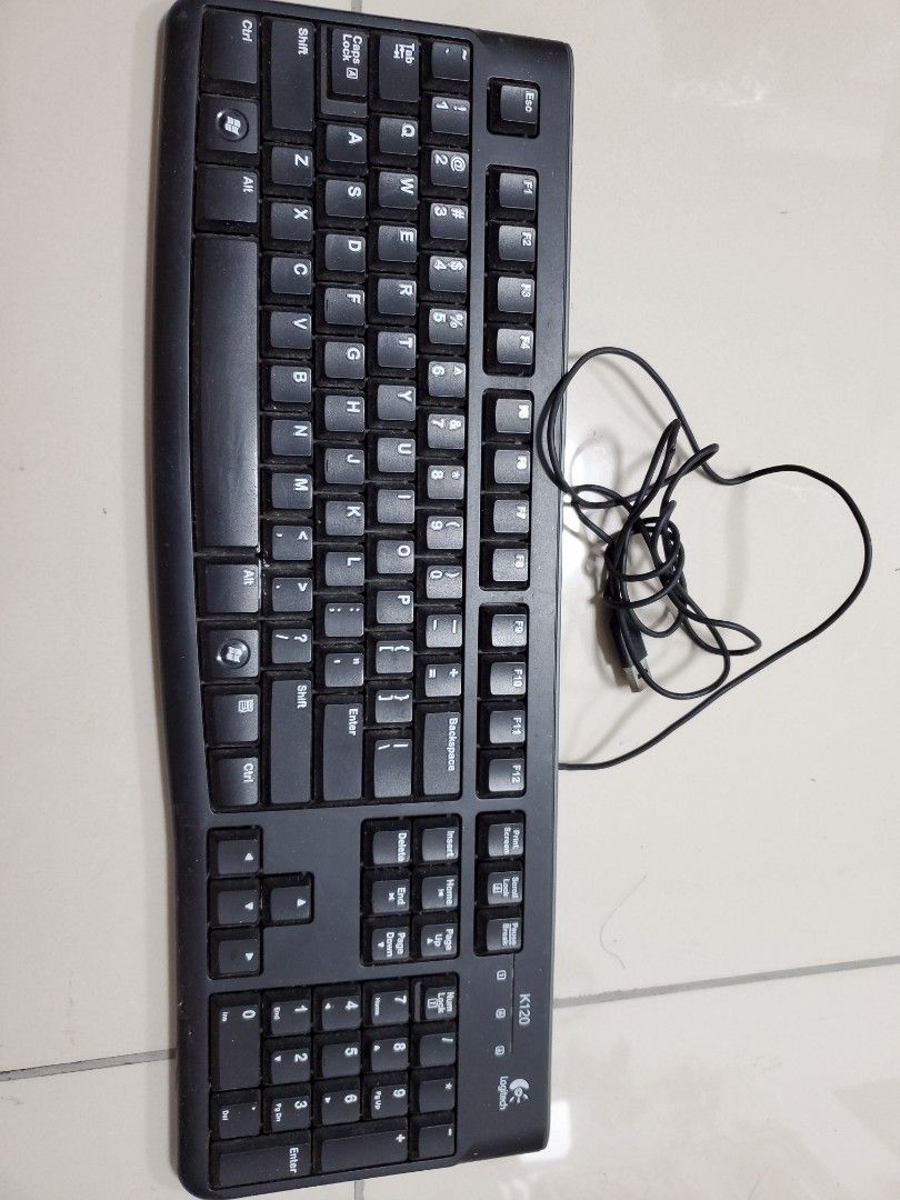 Logitech Keyboard Computers Tech Parts Accessories Computer Keyboard On Carousell