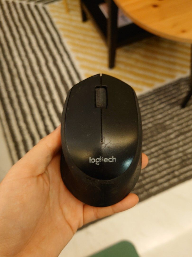 Logitech Bluetooth M331 mouse, Computers & Tech, Parts & Accessories ...