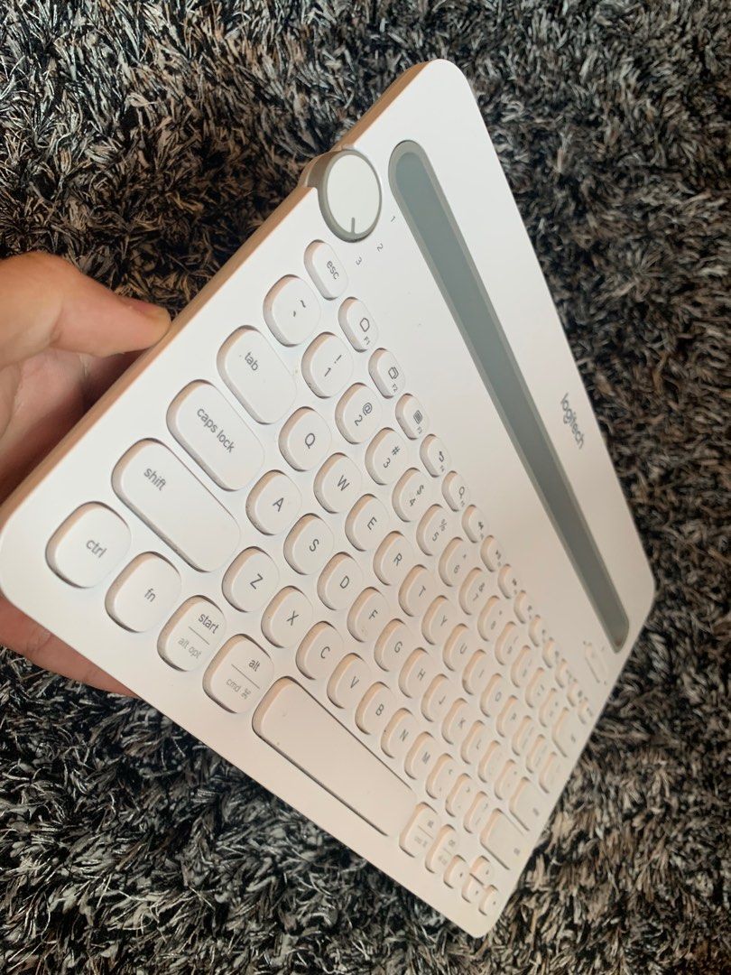 Logitech Wireless Keyboard Ipad Tablet Holder Computers Tech Parts Accessories