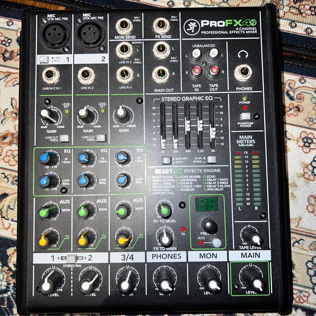 Mackie ProFX4 v2, Audio, Soundbars, Speakers & Amplifiers on Carousell