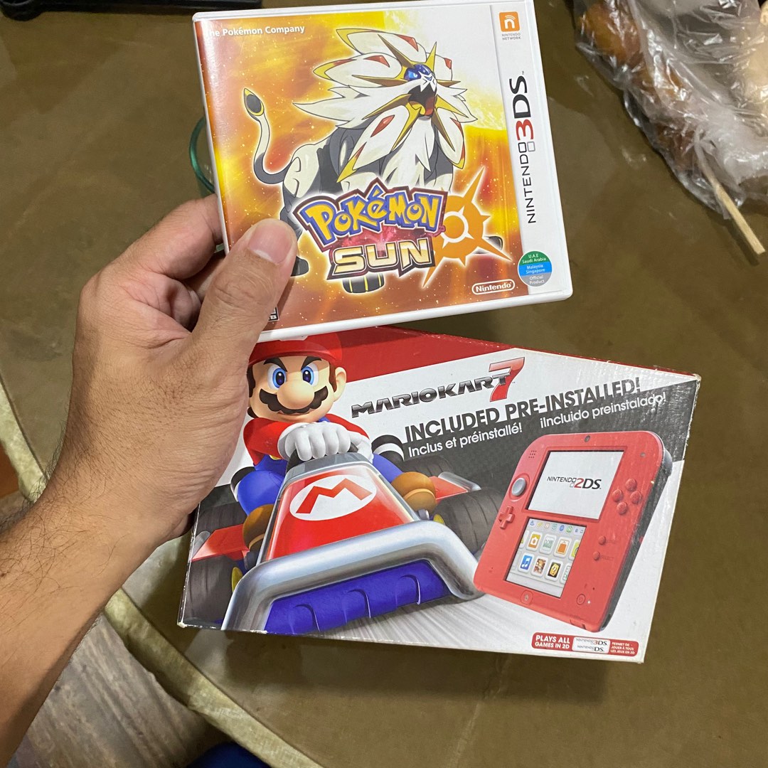 Nintendo 2DS with Pokemon Sun, Video Gaming, Video Game Consoles ...