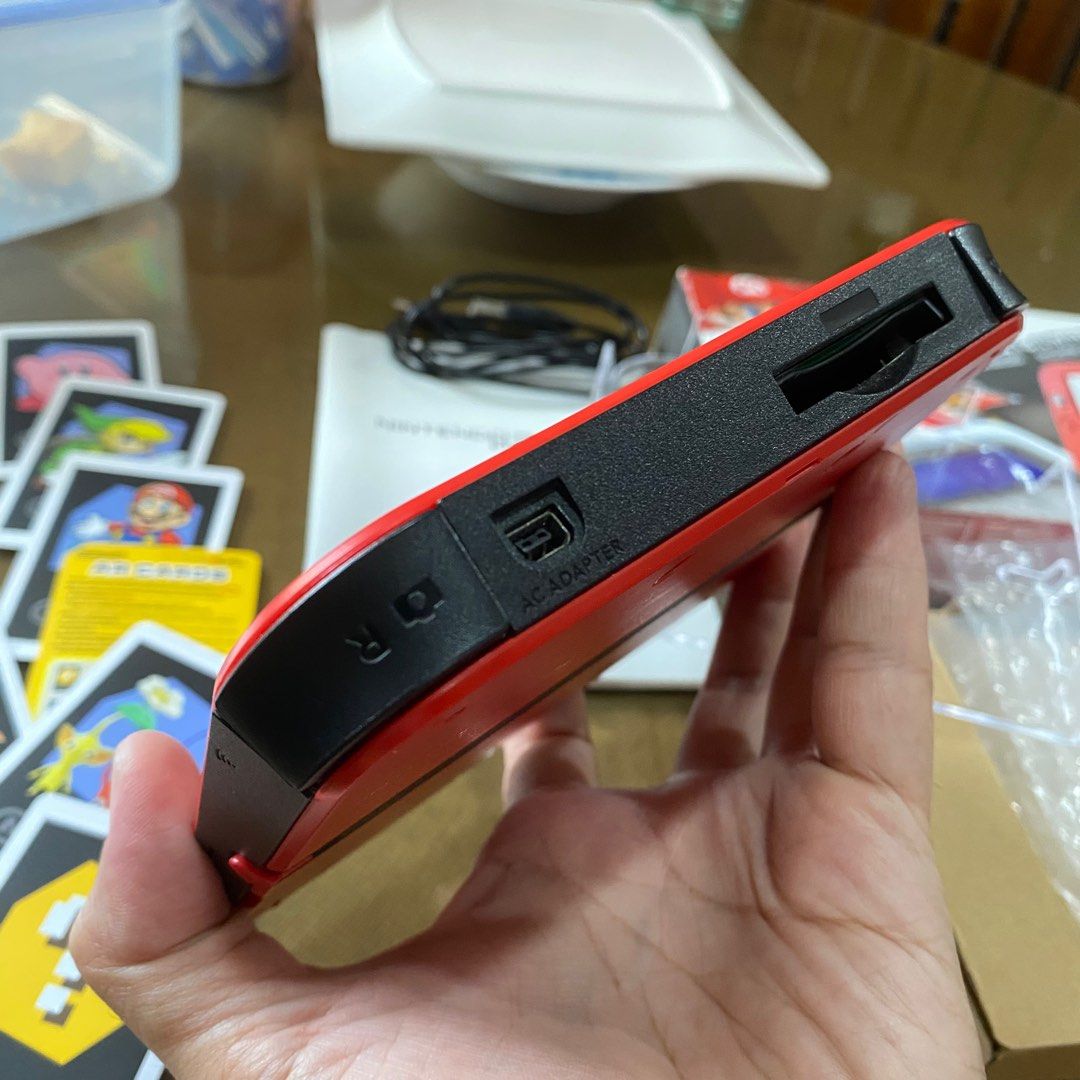 Nintendo 2DS with Pokemon Sun, Video Gaming, Video Game Consoles ...