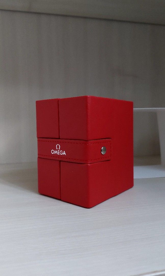 Omega watch box, Women's Fashion, Jewelry & Organisers, Accessory ...