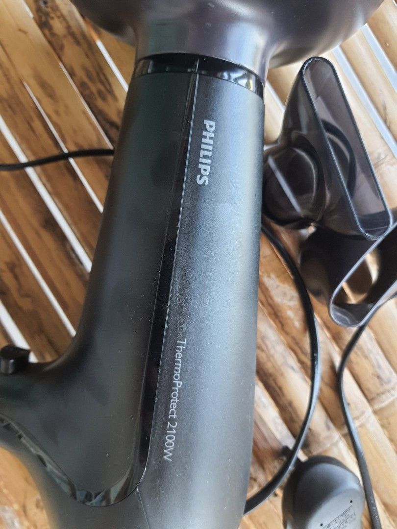 Philips Hair dryer with diffuser atrachment, Beauty & Personal Care ...