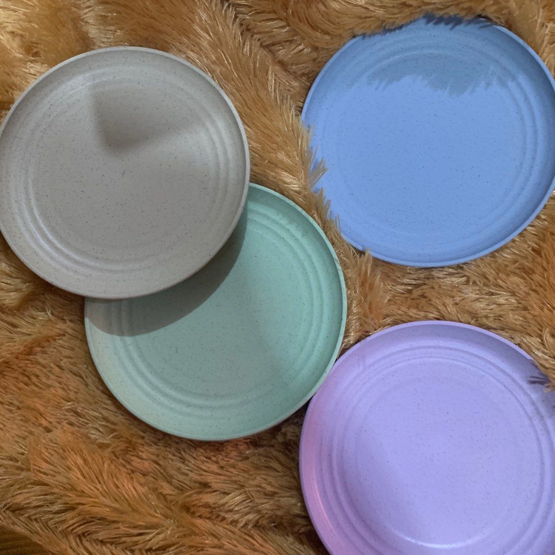 piring lepek ukuran 15 cm warna warni🌈, Kitchen & Appliances di Carousell