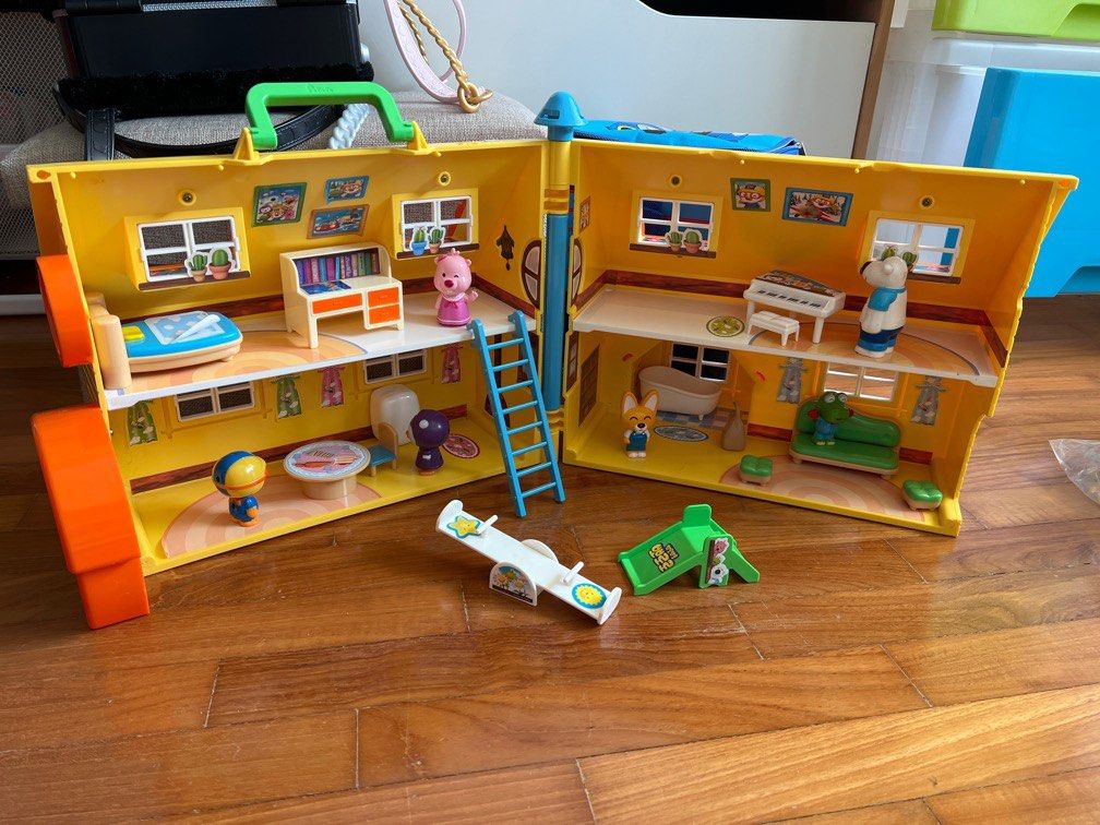 Pororo house, Hobbies & Toys, Toys & Games on Carousell