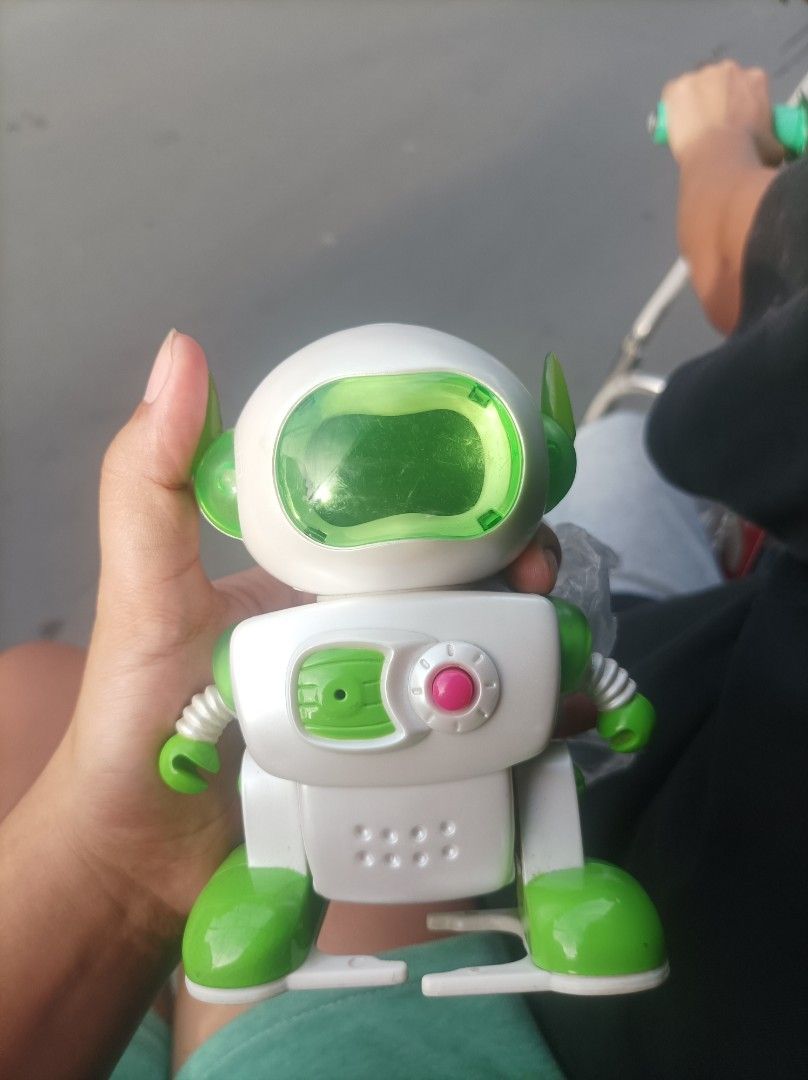 Robbot, Hobbies & Toys, Toys & Games on Carousell