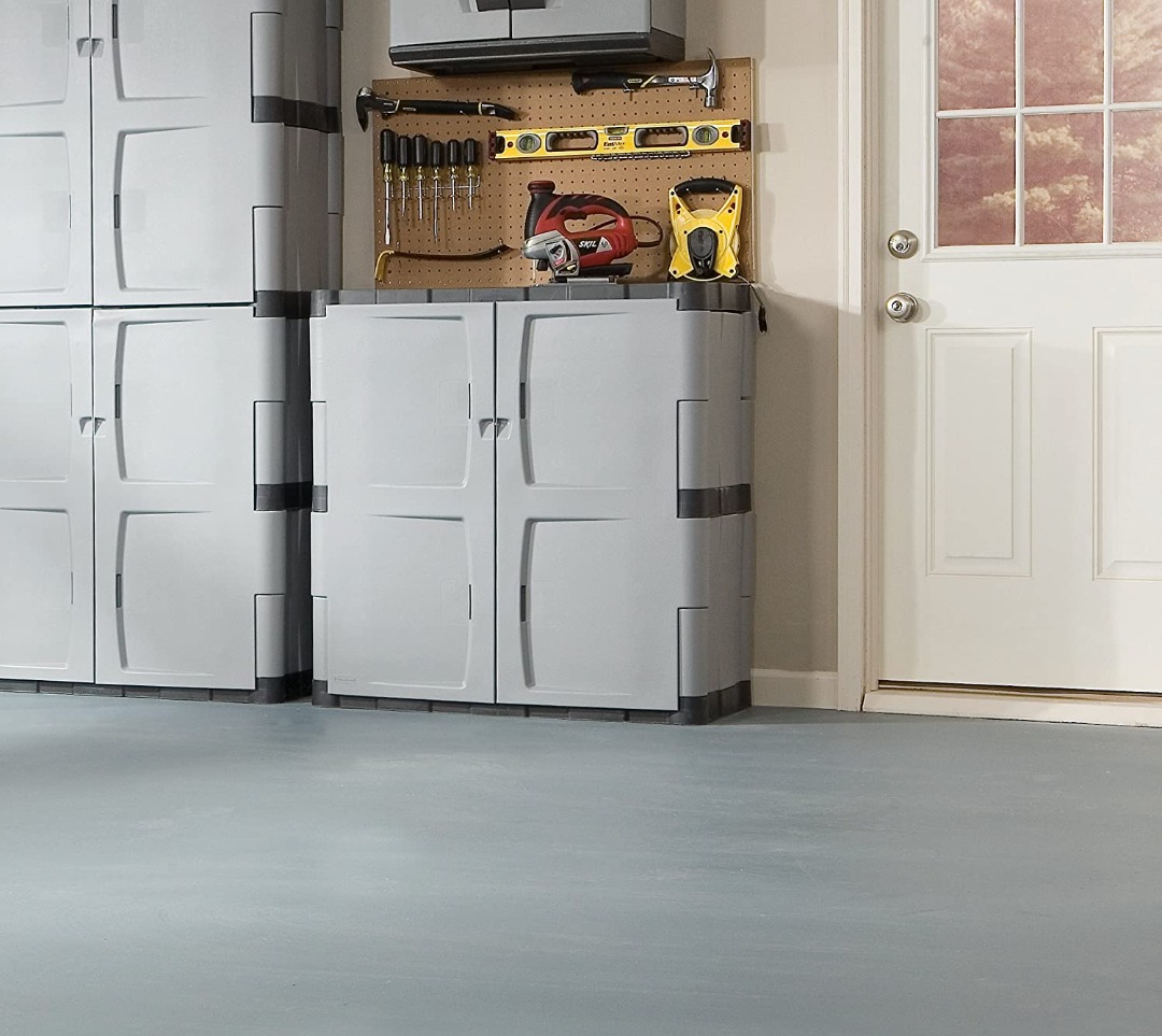 Rubbermaid Large Lockable, Five-Shelf Freestanding Storage Cabinet with ...