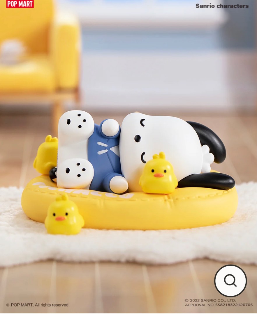 Sanrio sleeping series [pochacco and hello kitty], Hobbies & Toys ...